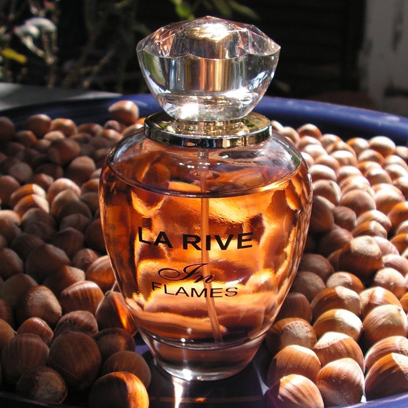 La rive in flames store