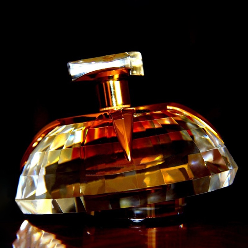 Asheem Eau de Parfum Women and Men Ajmal perfume & fragrance - Riah